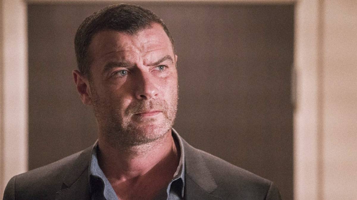 A Scream Ghostface Actor Joins Liev Schreiber in Apple TV+'s Answer to ...