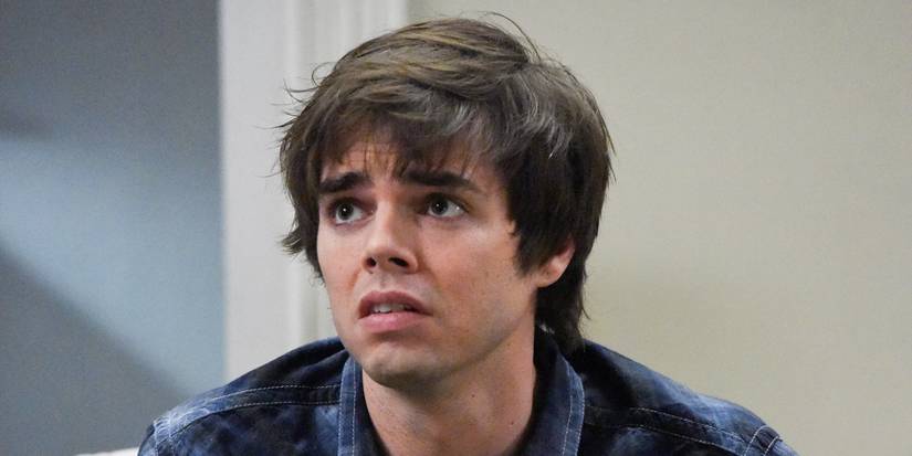 10 Modern Family Characters Who Got Way More Popular Since The Beginning