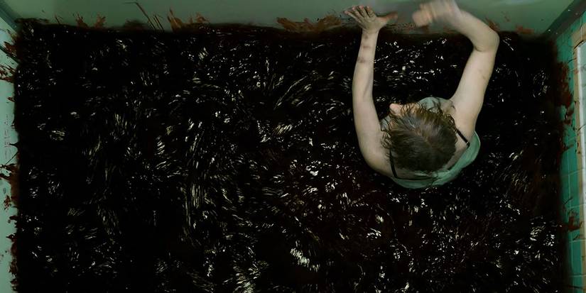 The Evil Dead Remake Has the Bloodiest Scene in Horror, Not It: Chapter Two