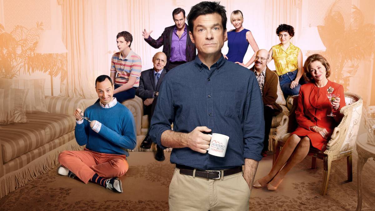 Jason Bateman Reveals Surprising Role Matt Damon Wanted in Arrested ...