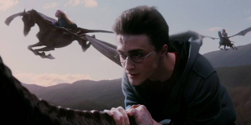 10 Weird Muggle Plot Holes in Harry Potter That Make No Sense