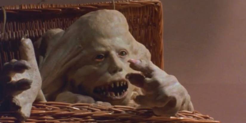 10 Critically-Acclaimed Horror Movies That Aged Poorly