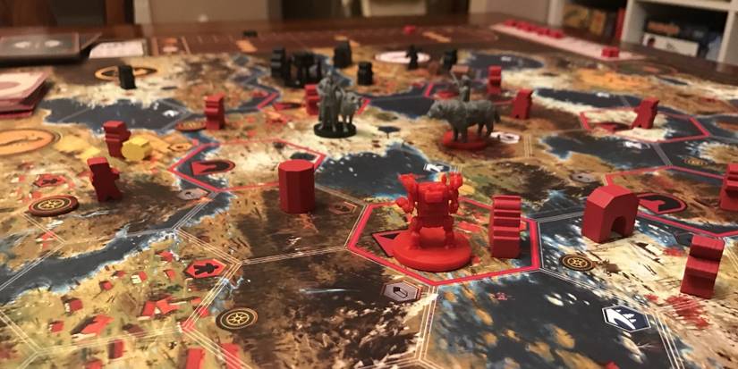 15 Board Games That Have Amazing Miniatures