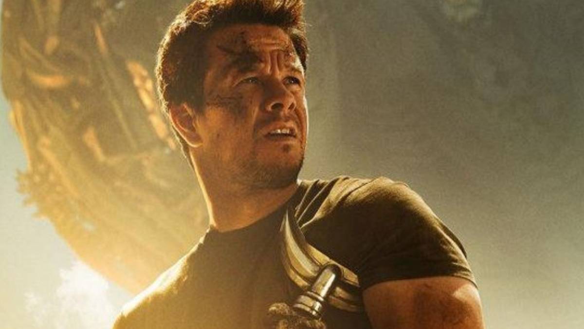 Mark Wahlberg Offers an Optimistic Update on His Six Billion Dollar Man ...