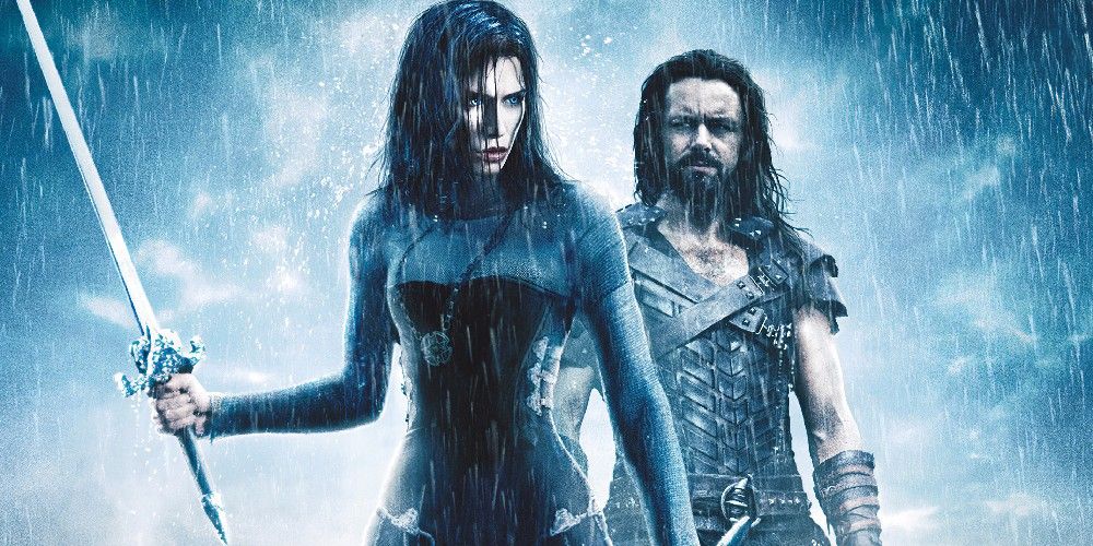 Kate Beckinsale Underworld Awakening Sword