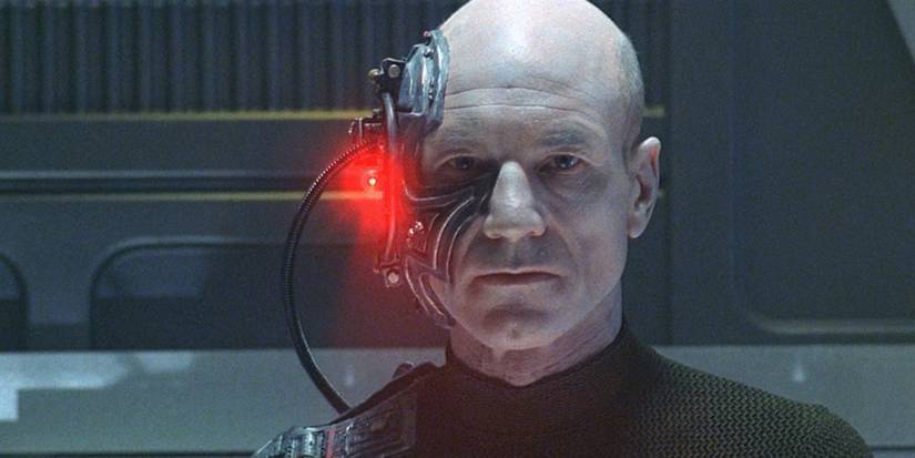 Every Star Trek Villain in Lower Decks' Opening Credits