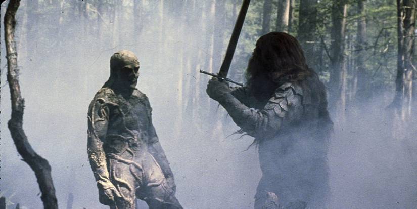 Wes Craven’s Swamp Thing Is Campy, But Understands Its Comics Source