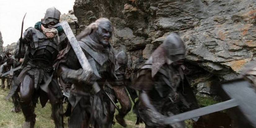 8 Biggest Differences Between The Uruk & Orcs In Rings Of Power