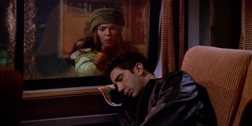 Every Christmas Episode Of Friends, Ranked According To IMDb