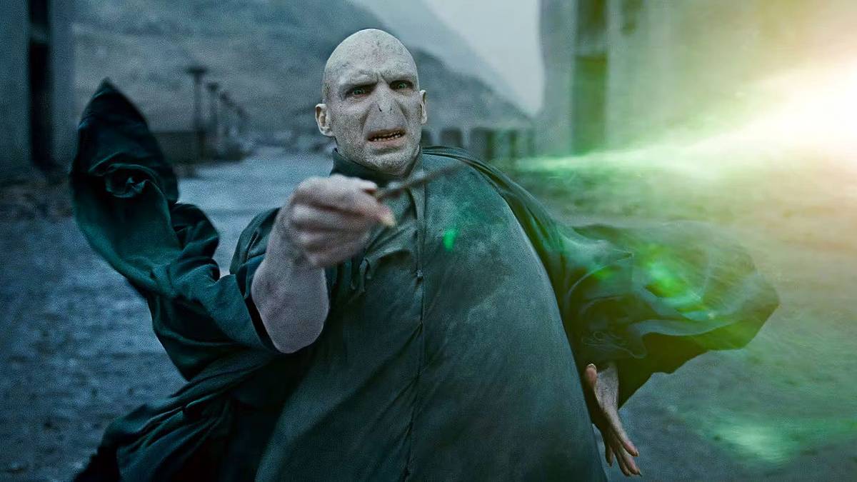 Voldemort's Cruciatus Curse Was Worse Than Avada Kedavra