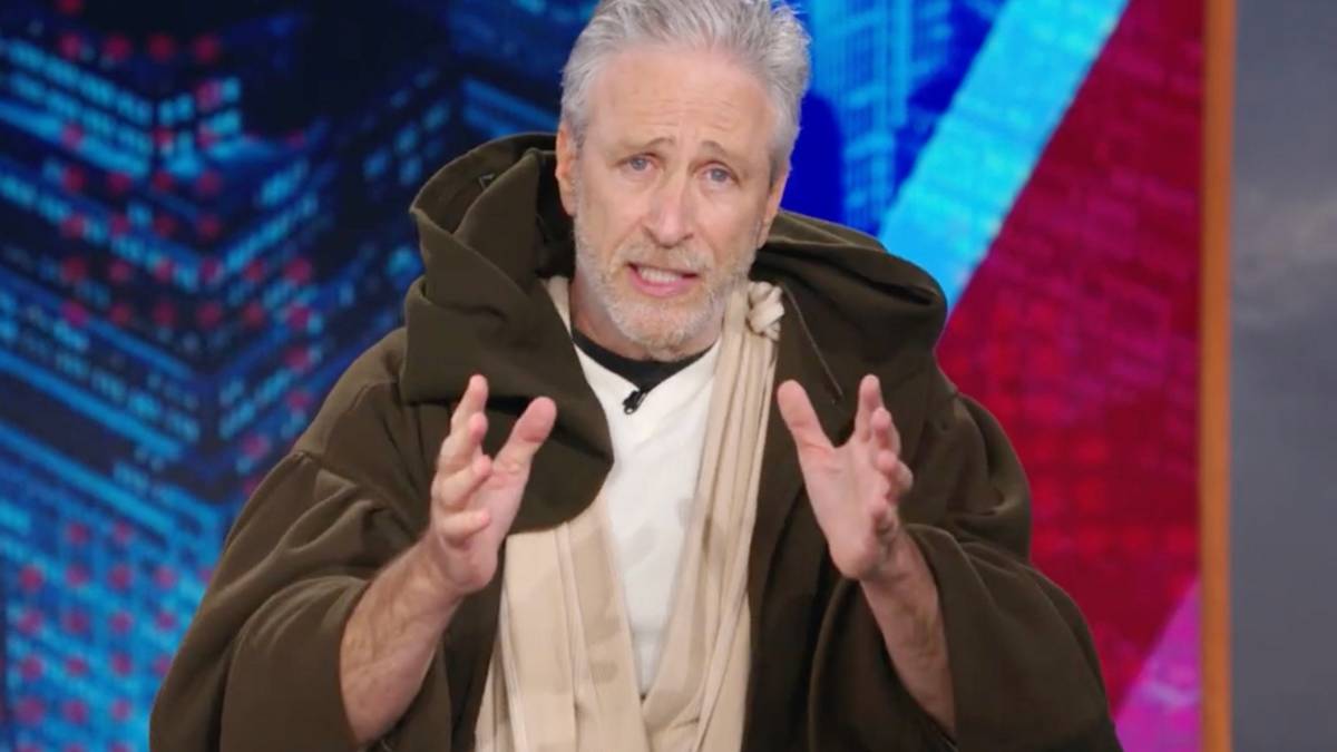 Jon Stewart Cosplays Obi-Wan Kenobi to Discuss Trump's Arrest on The ...