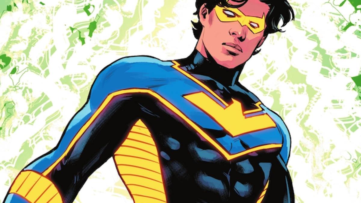 Dick Grayson Gets New Nightwing Costume and Superpowers
