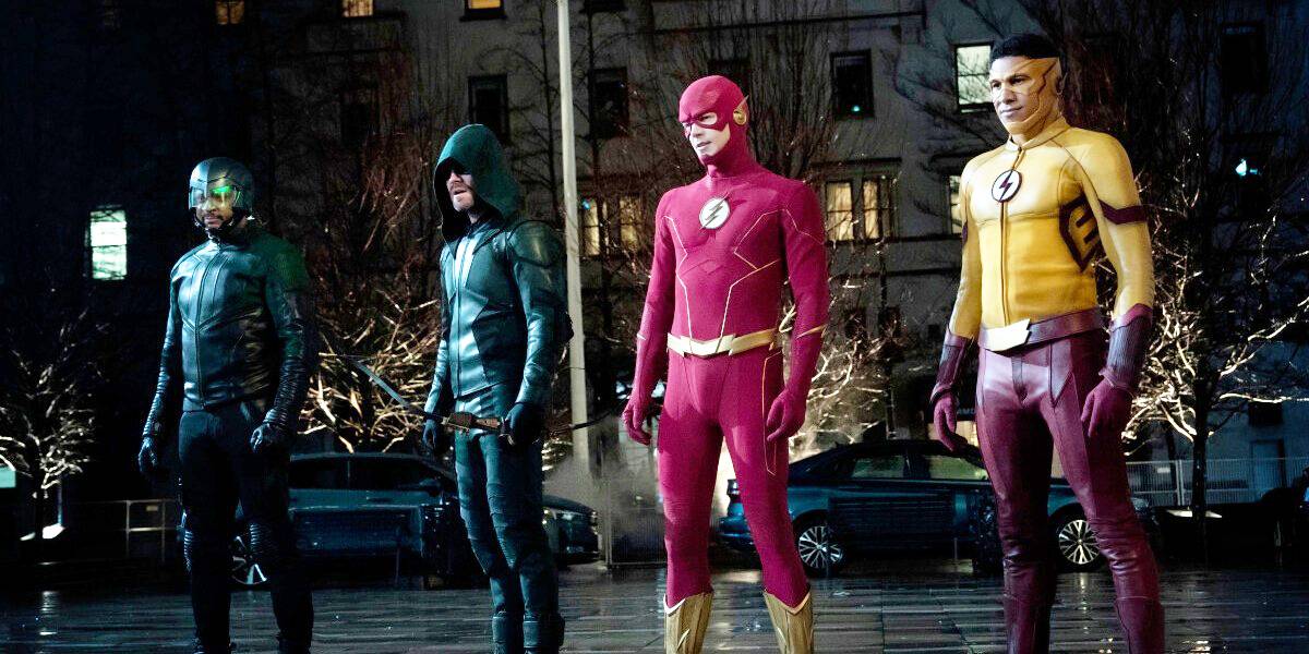 Stephen Amell Reveals His Demands to Reprise Green Arrow for The Flash