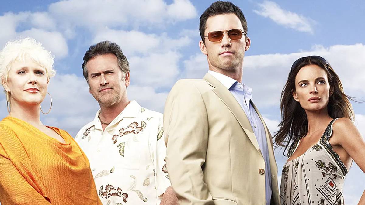 'It's Time': Bruce Campbell Calls for Burn Notice Revival