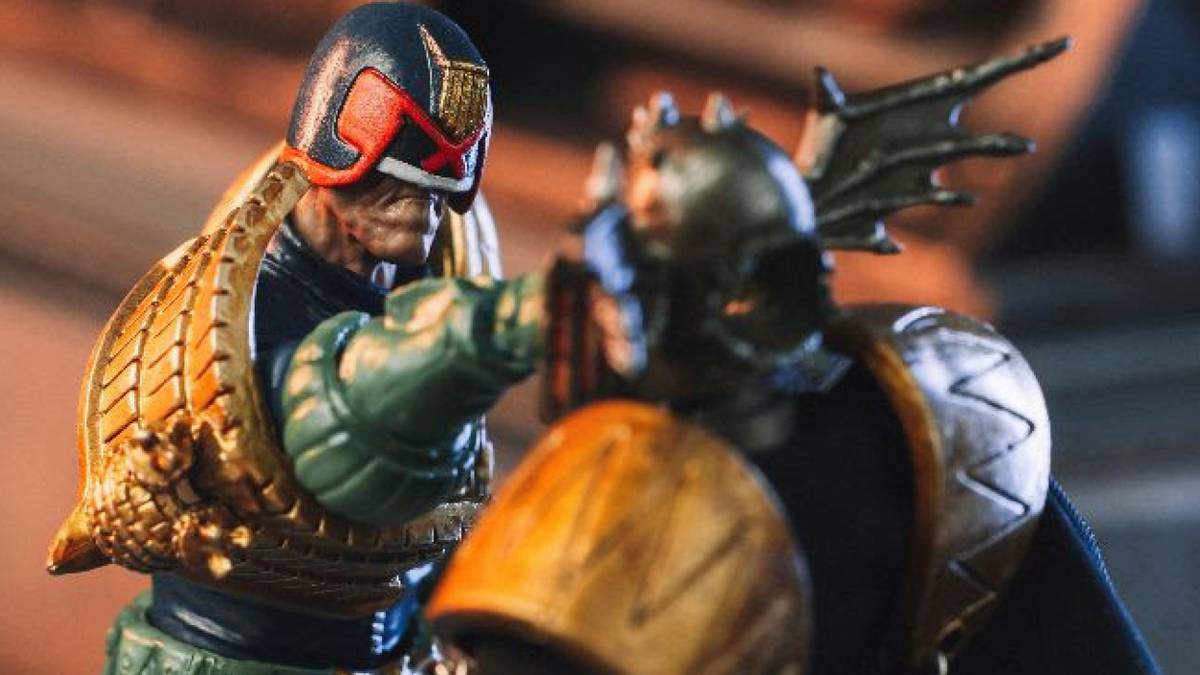 Judge Dredd's Most Iconic Kill Is Now an Ultra-Violent Action Figure Set