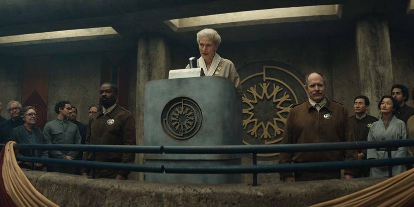 Apple TV+'s Silo Revisits Dystopian Sci-Fi With a Fresh Take