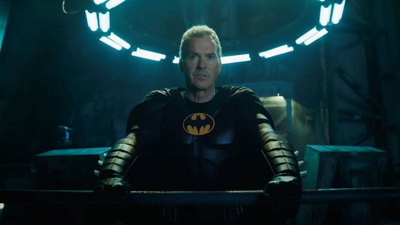 Michael Keaton-Starring Batman Beyond Unlikely as The Flash Bombs