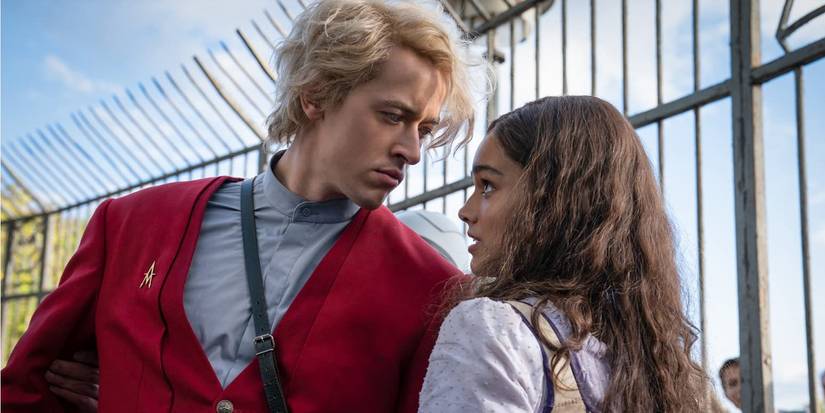 Hunger Games' Tom Blyth Reacts to Ralph Fiennes's President Snow ...