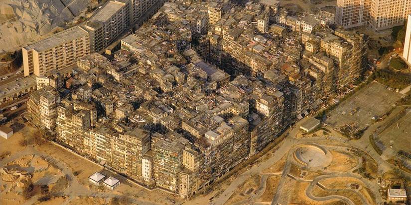 Hong Kong's Kowloon City Helped Inspire Stray's Walled City 99