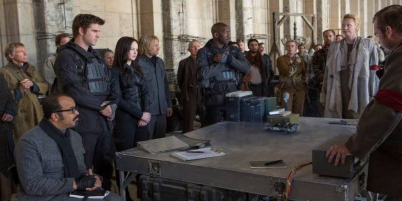 Hunger Games Theory: Lucy Gray Baird Is President Coin's Mother