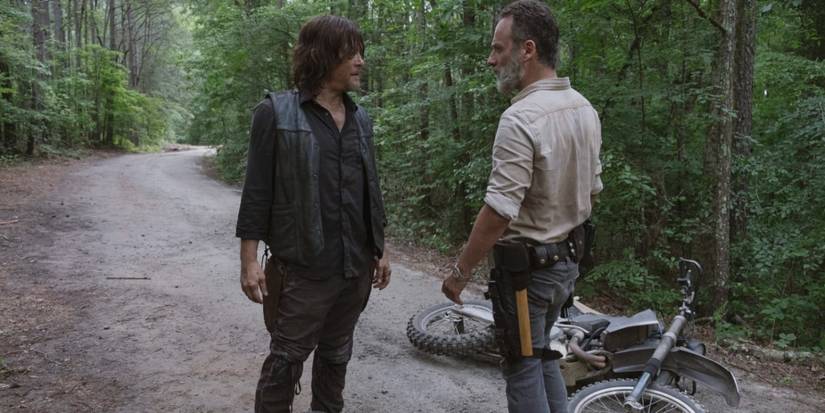 TWD: 10 Rick Grimes Episodes to Watch Before the Ones Who Live