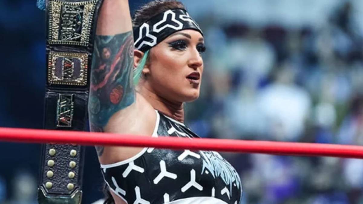 Ben Stiller Praises Zoolander-Inspired Attire by AEW's Kris Statlander