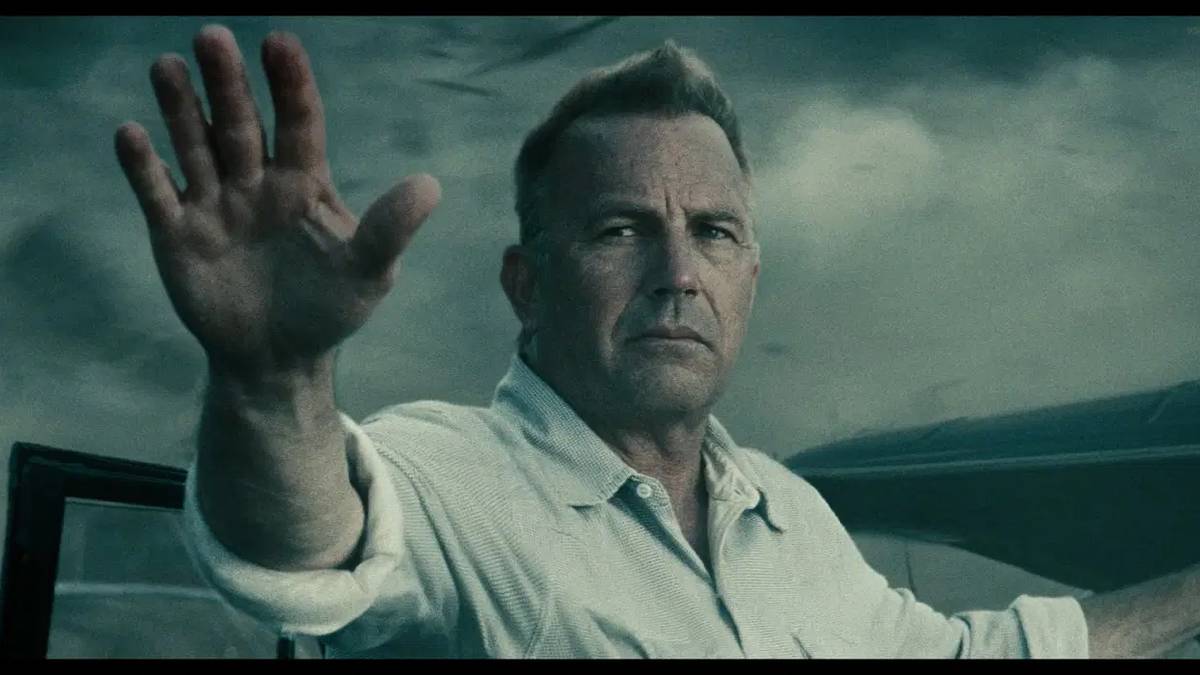 Why Jonathan Kent's Death Doomed the DCEU Timeline