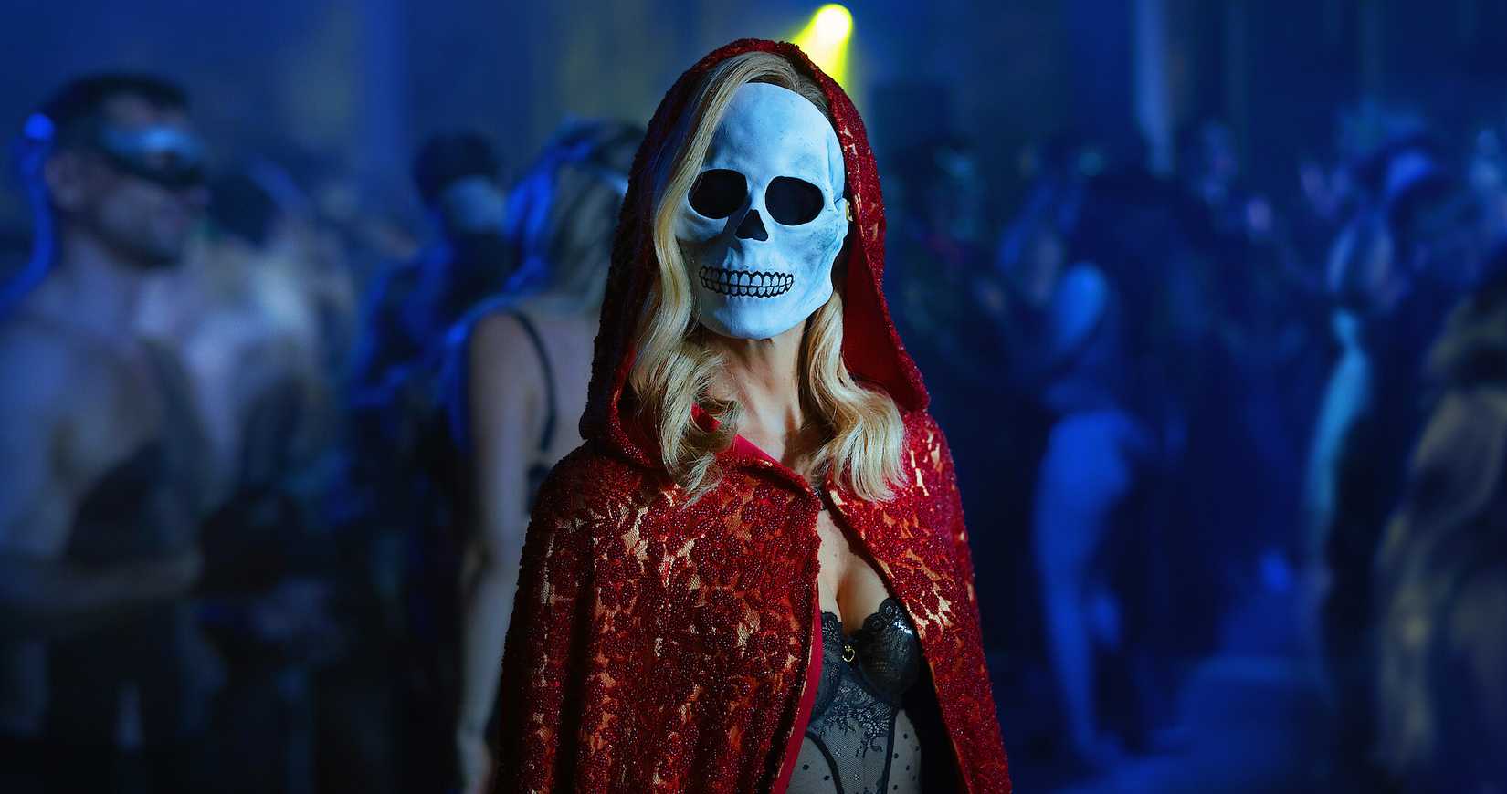 Netflix's The Fall of the House of Usher Is Still the Perfect Weekend ...
