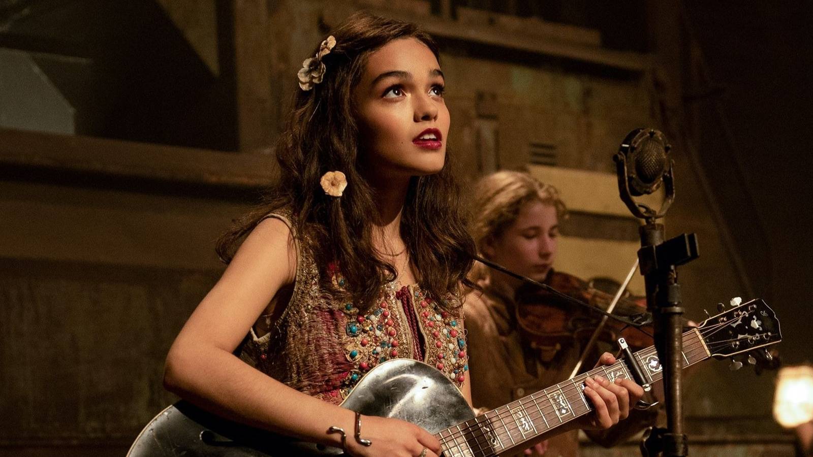 1 Throwaway Mockingjay Line Completely Disproves This Popular Lucy Gray ...