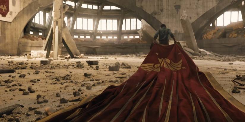 10 Ways The Ballad of Songbirds and Snakes Is Darker Than The Hunger Games