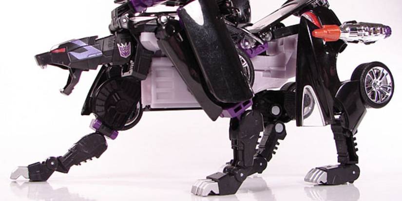 Transformers: Ravage, the Original Cat Transformer, Explained