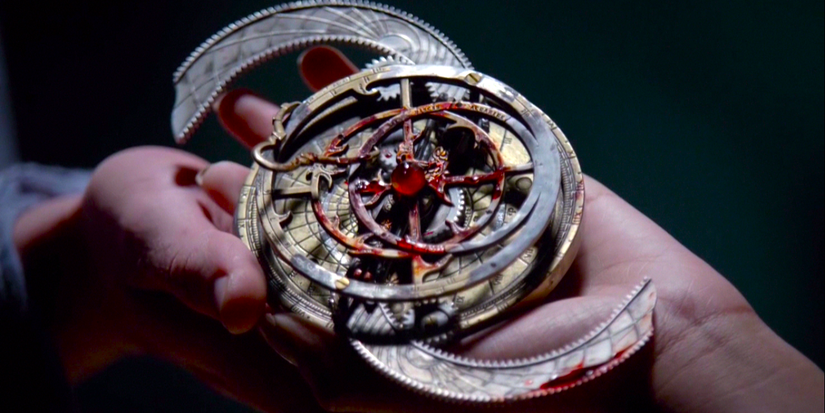 10 Strongest Magical Items in The Vampire Diaries