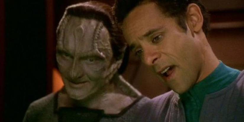Star Trek: Deep Space Nine's Dr. Bashir is Nothing Without Garak