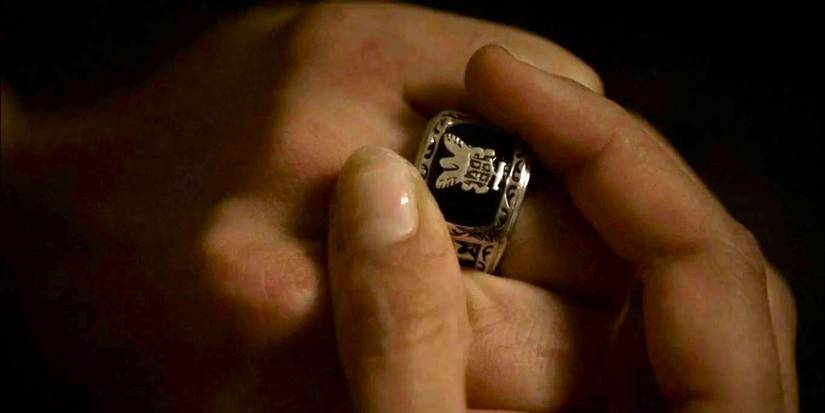 10 Strongest Magical Items in The Vampire Diaries