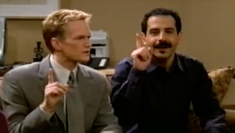 10 Flawless '90s Sitcoms That Desperately Needed Another Season