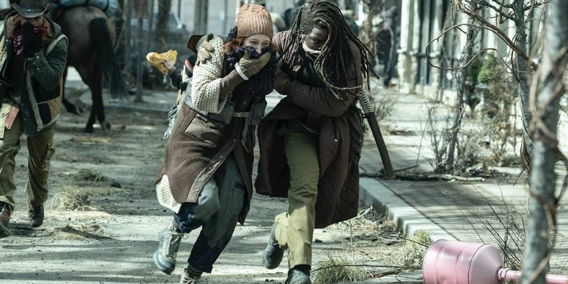 The Ones Who Live's Chlorine Gas Scene Sets Up a Horrifying Dawn of the ...