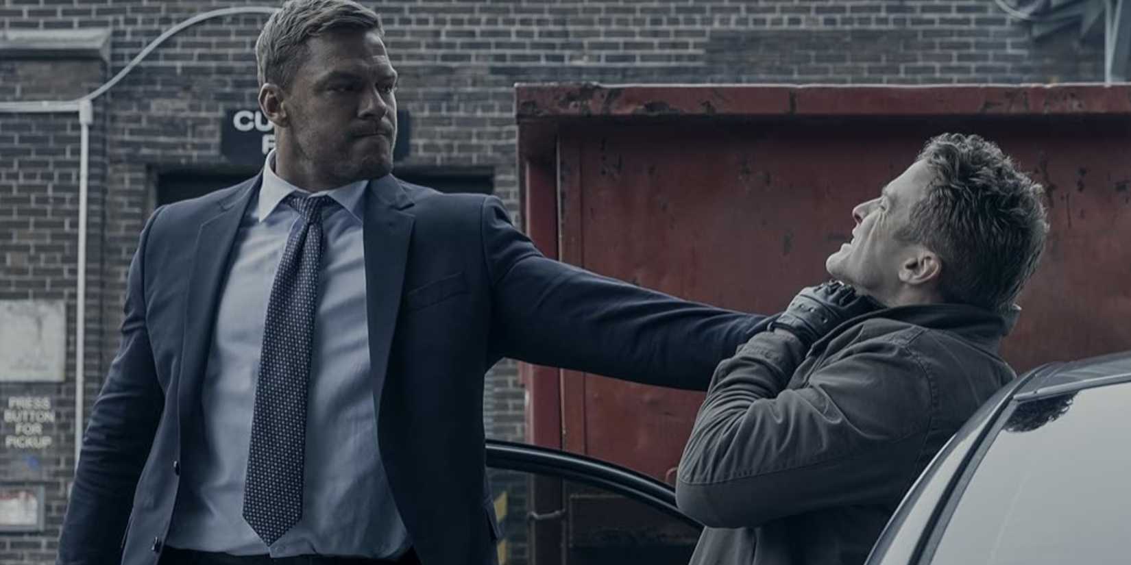 Reacher Is a Rare Gem That Proves Fans Still Love Old-School Heroes