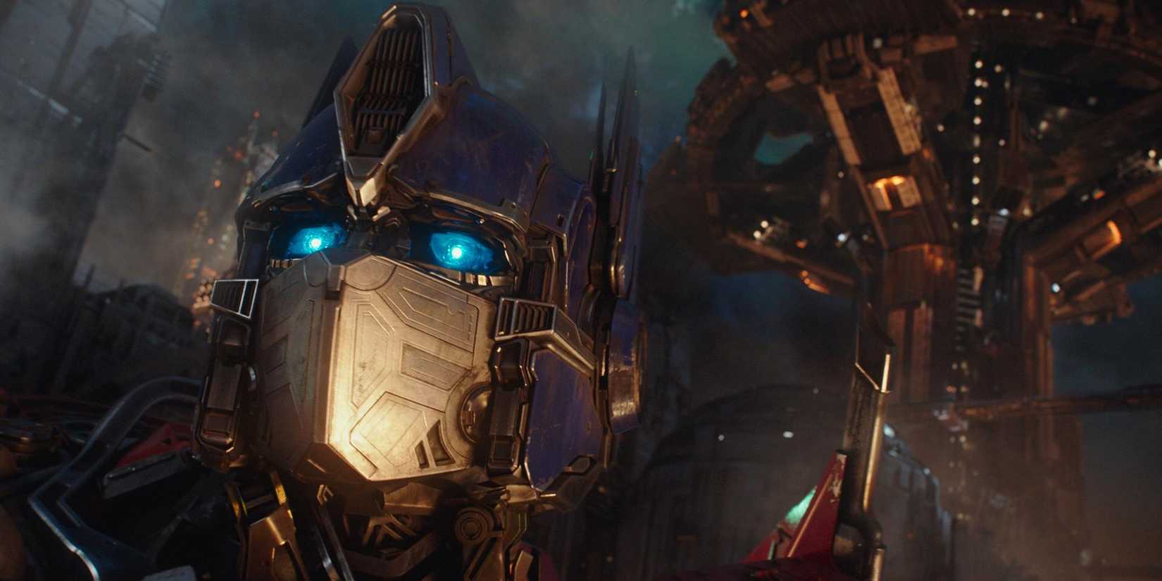 Transformers' Optimus Prime and Starscream Get Modern Upgrades on G1 ...