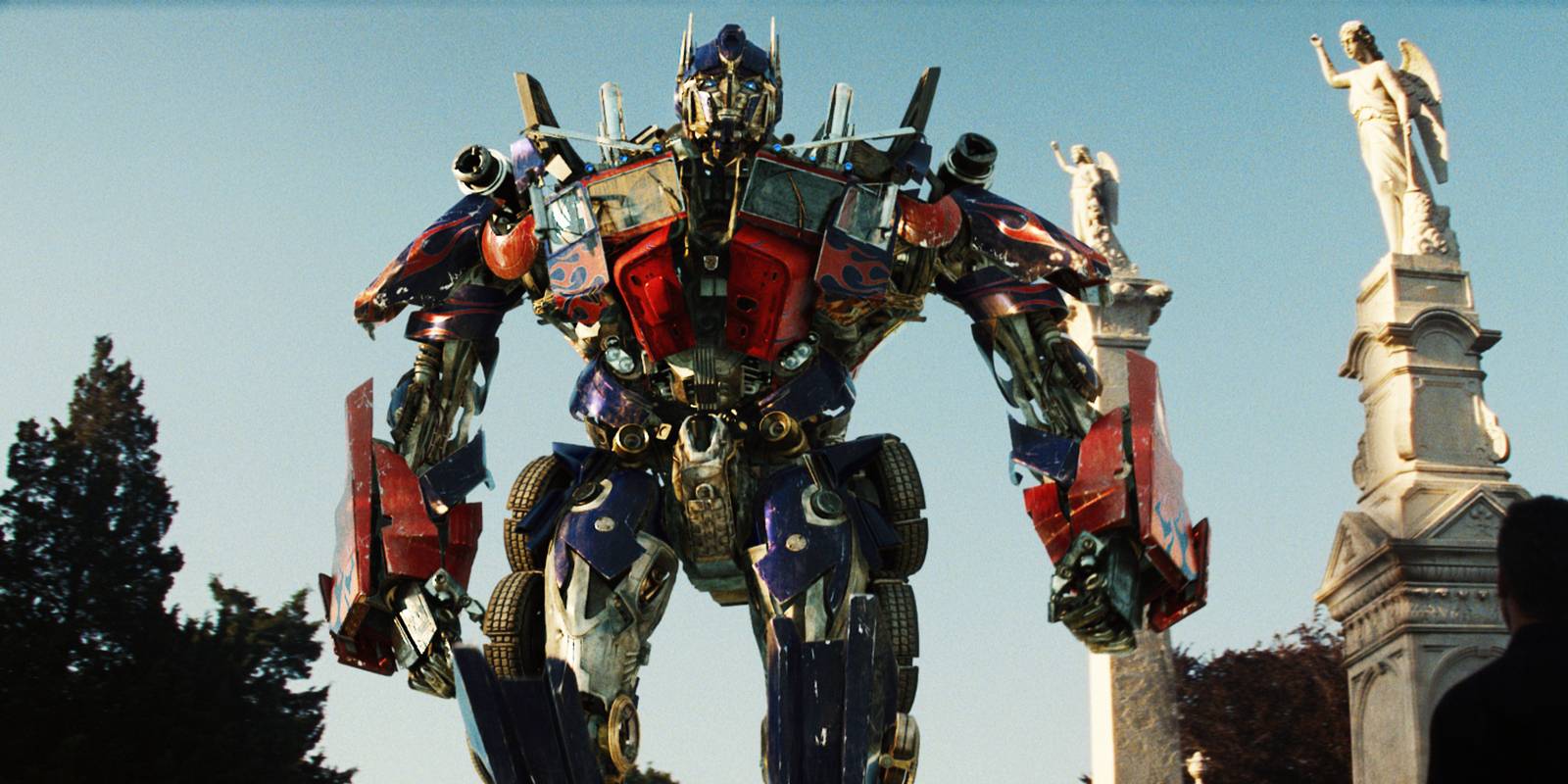 8 Reasons It's Tough To Watch Michael Bay's Transformers Movies Today
