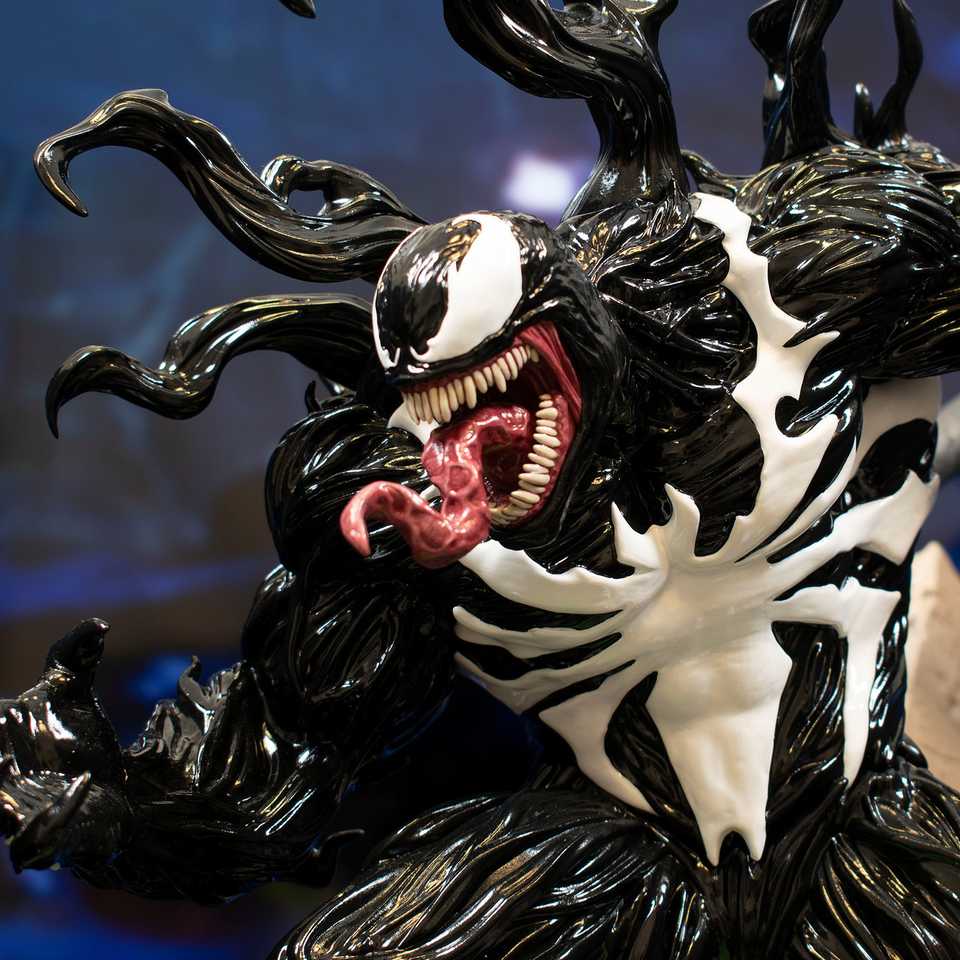 New Marvel’s Spider-Man 2 Venom Figure Leaps into Action