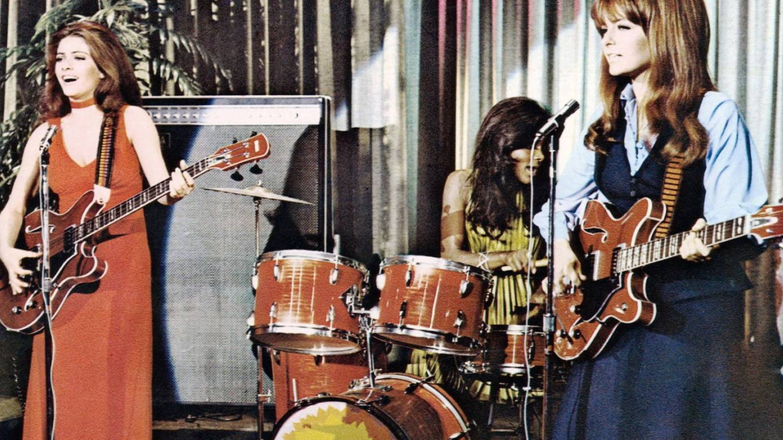 55 Years Ago, Roger Ebert Wrote 1 of the Best X-Rated Exploitation ...