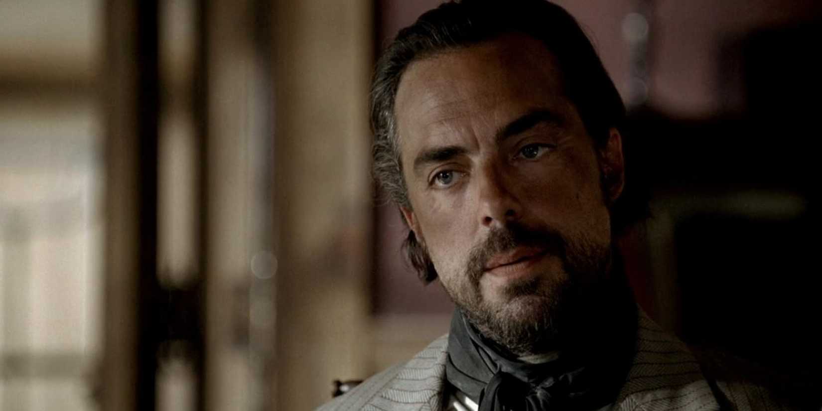 Titus Welliver Gets Gritty in First Look at His New Role in Dark Winds ...