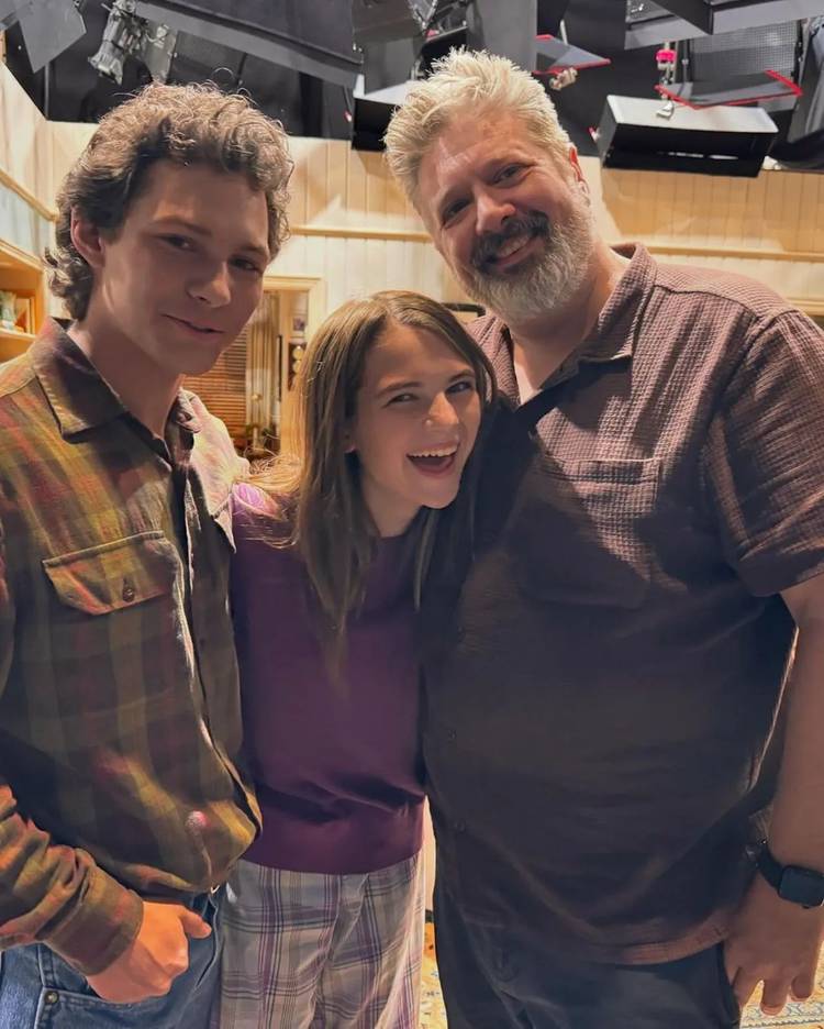 Young Sheldon Spinoff Set Photo Reunites George Cooper Actor With His ...