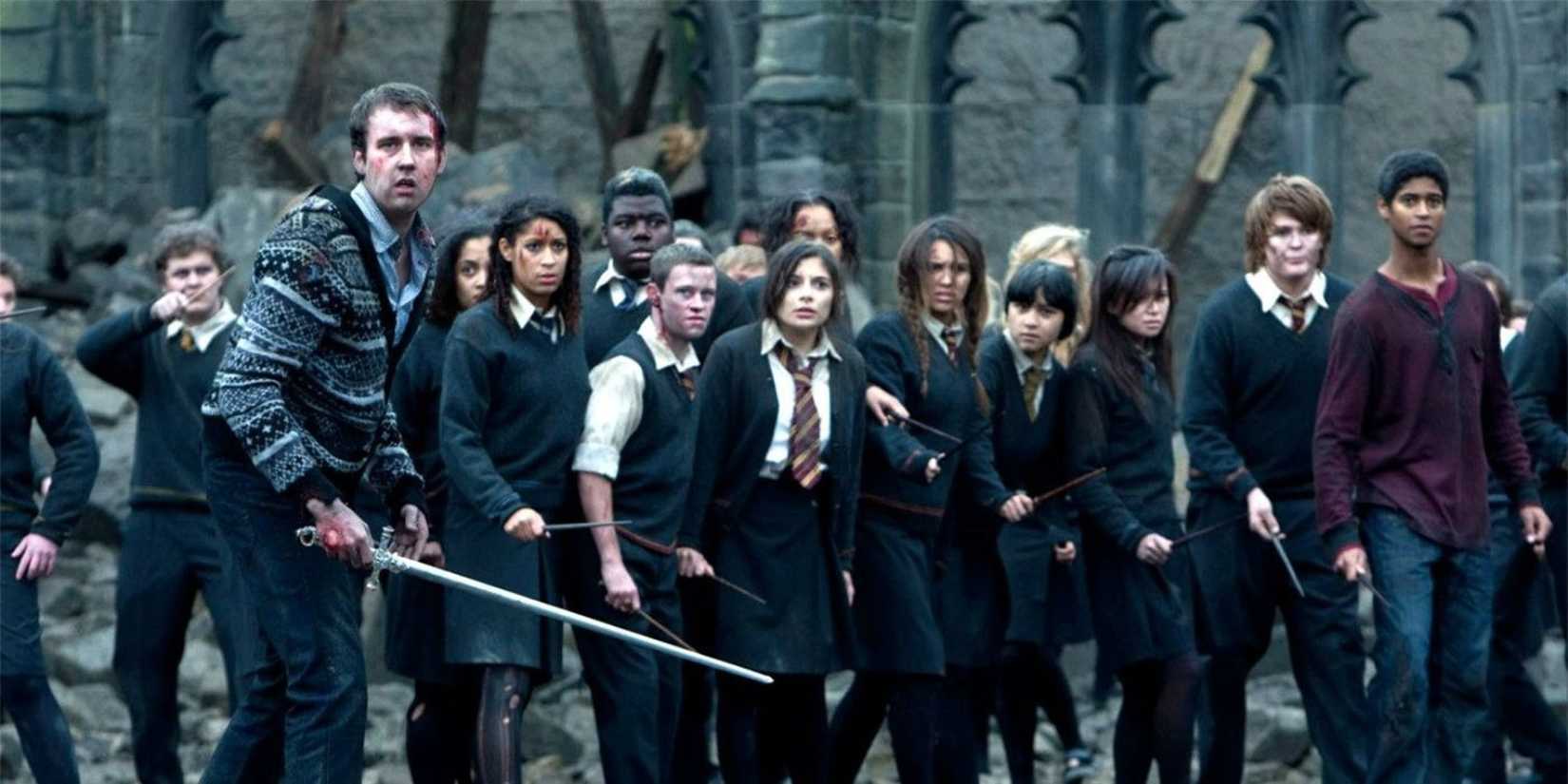 10 Best Peeves Scenes in the Harry Potter Books That Fans Want to See ...