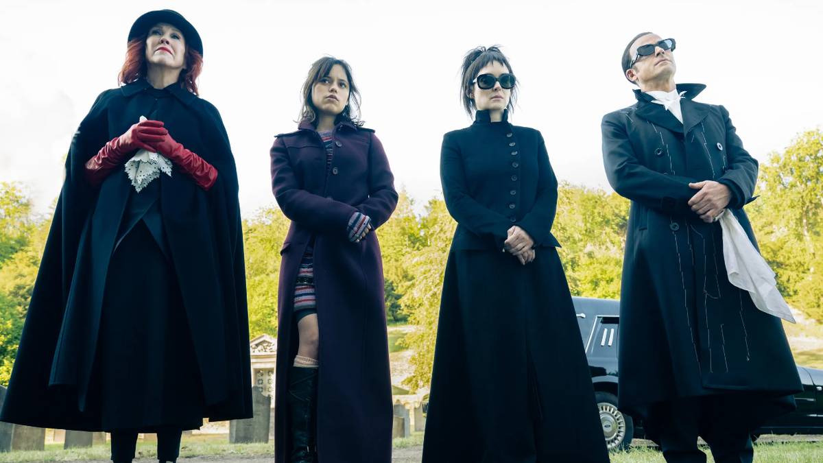 Winona Ryder's $451M Gothic Sequel Returns as a Streaming Hit After ...