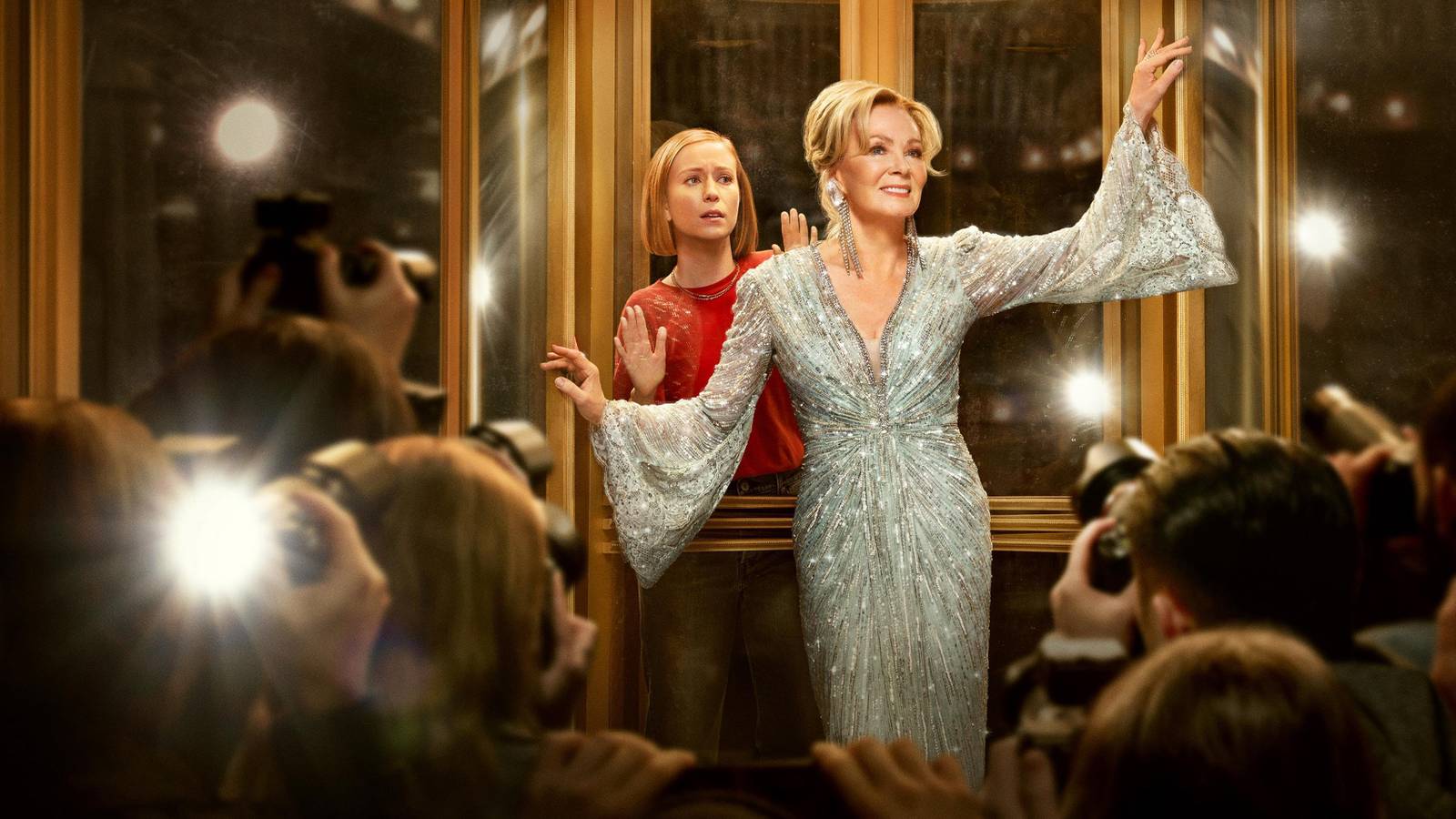 Hacks Star Jean Smart Urges Networks to Not Air Upcoming Awards Shows ...