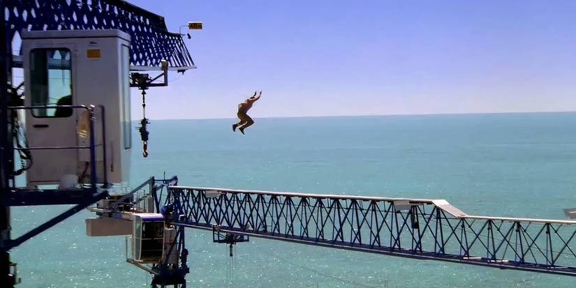 10 Best James Bond Action Scenes, Ranked