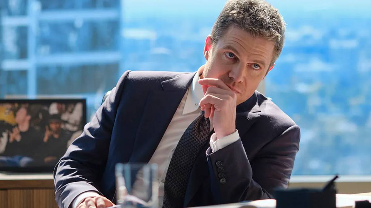 New Trailer for Stephen Amell’s Suits Spinoff Teases Harvey Specter’s ...
