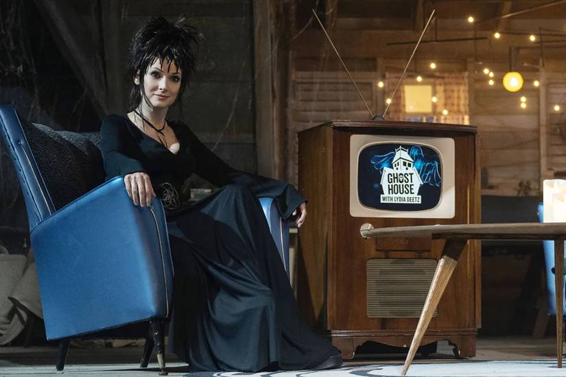 Beetlejuice Beetlejuice Costume Designer Reveals How Beloved Horror ...