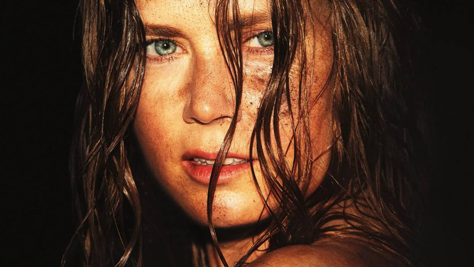 This Criminally Underrated Amy Adams Horror Movie Is Perfect for Wolf ...